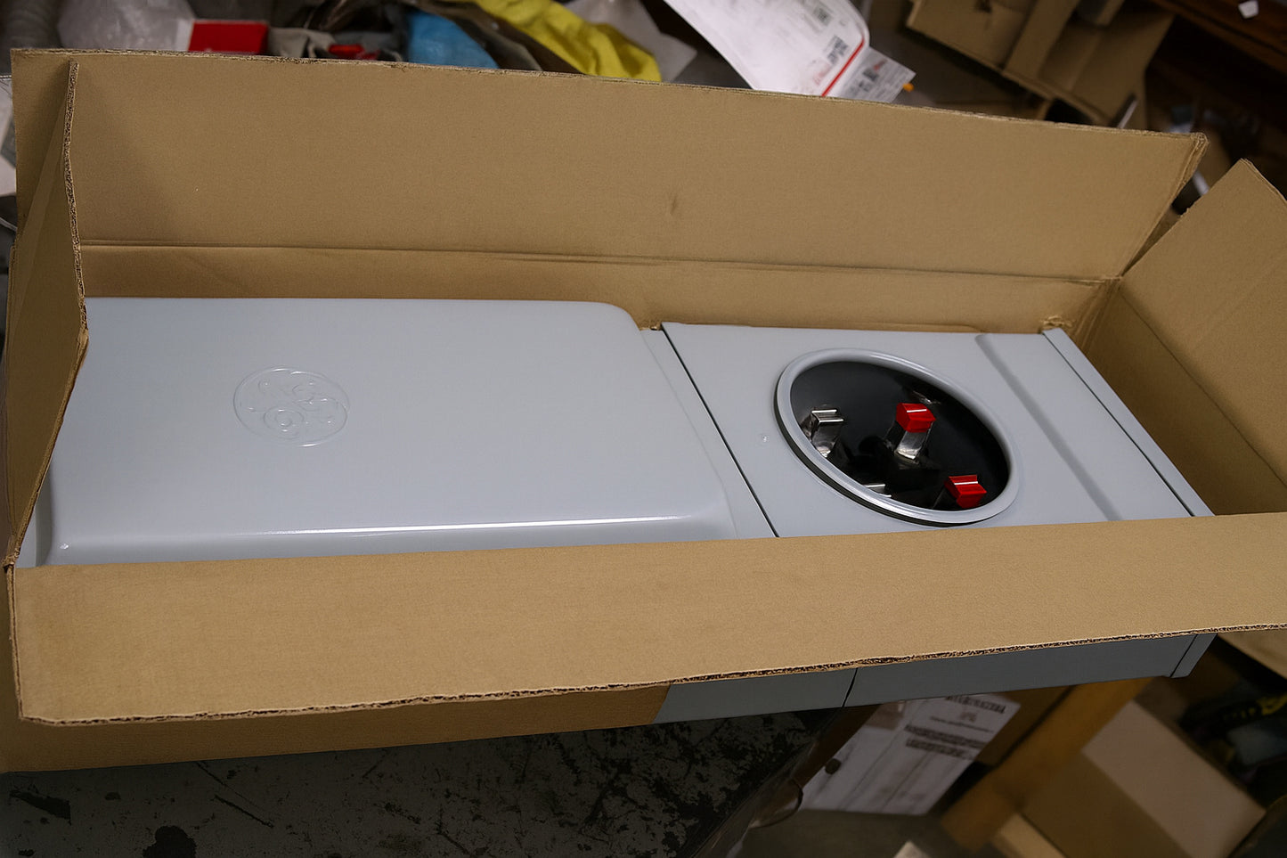 Ge Metered Rv Panel With 50 Amp And 30 Amp Rv Receptacles And 20 Amp G ...